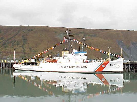 The mighty Coast Guard Cutter Acushnet in all its splendor.